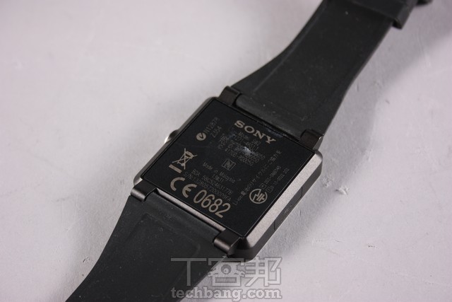 Sony SW2評測：防水、NFC、上百擴充套件 Android智慧手錶 | T客邦