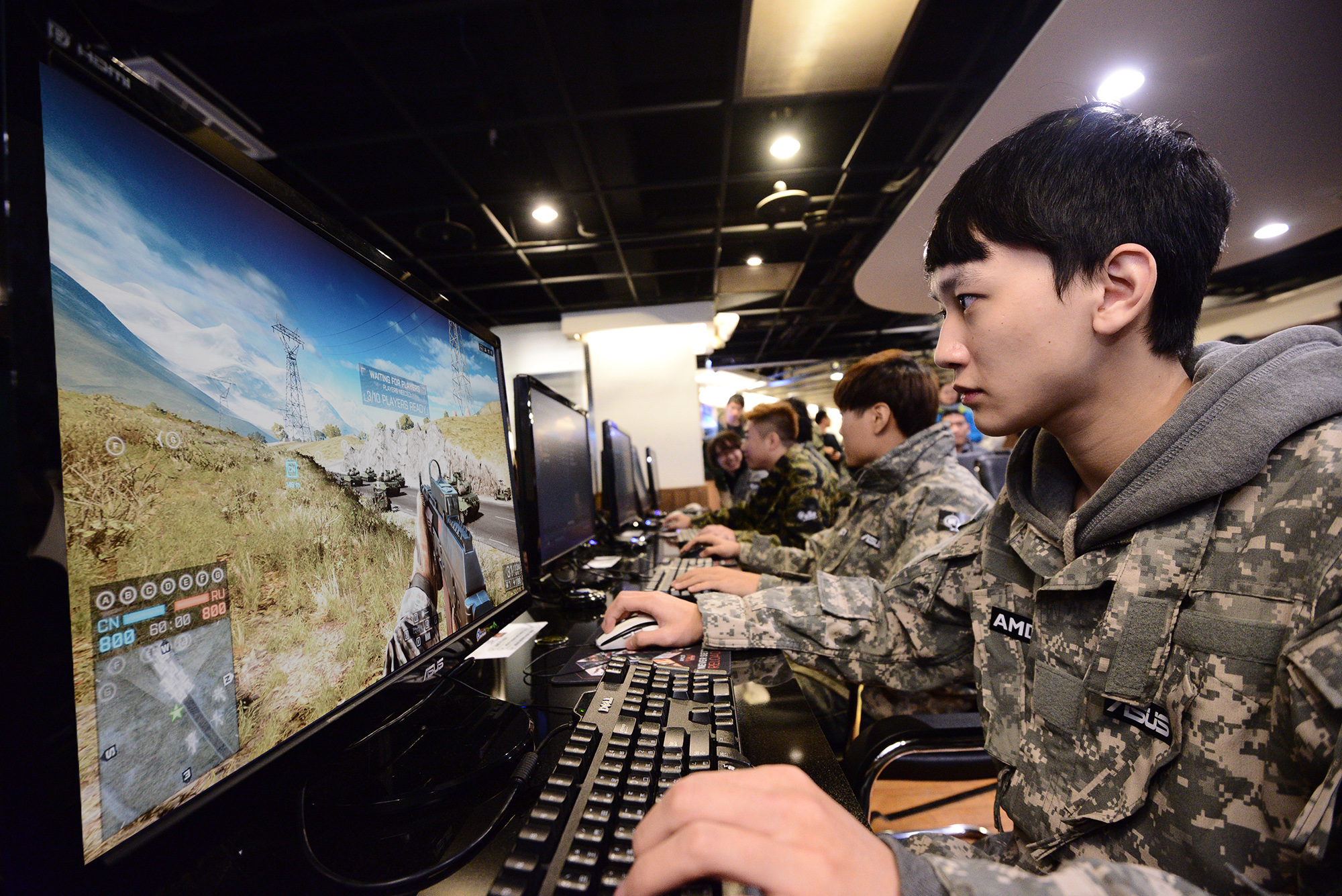 AMD與華碩聯手打造Super iCafe 實現玩家夢想中的電玩樂園 | T客邦