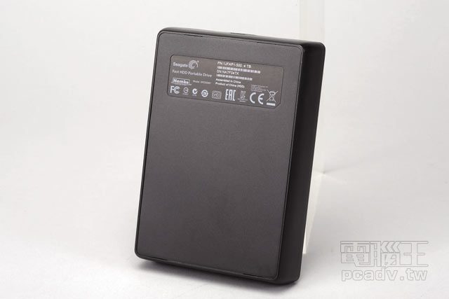 Seagate Backup Plus Fast評測：4TB海量2.5吋外接硬碟，結合RAID 0加速 | T客邦