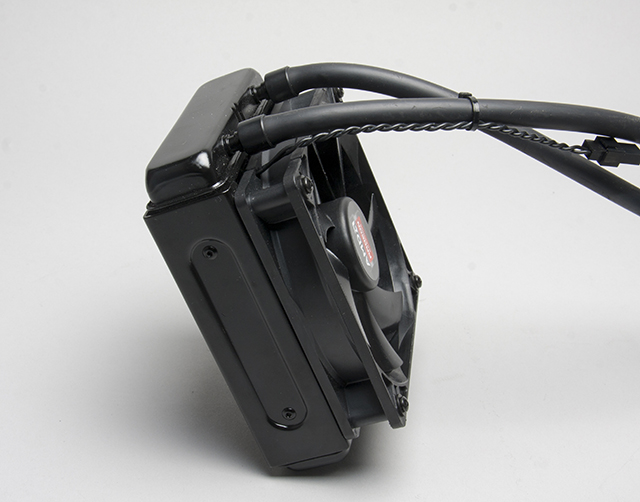 雙核心顯卡AMD Radeon R9 295x2，Vesuvius架構解析、4K UHD效能首測 | T客邦