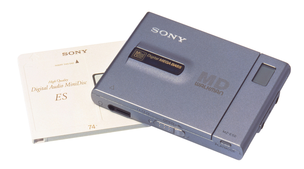 隨身音樂的創造者！Sony Walkman 隨身聽 35 年的歷史軌跡 | T客邦