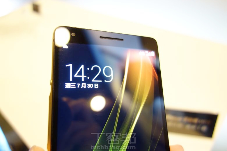 InFocus M810 新發表：5.5 吋、4G 全頻高規中價重點機 | T客邦