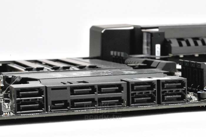 10 核心超旗艦 Core i7-6950X，搭 MSI X99 Godlike Gaming Carbon 體驗 | T客邦
