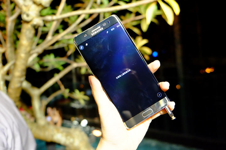 三星 Galaxy Note 7 初步動手玩，讓人愛不釋手的新機皇 | T客邦