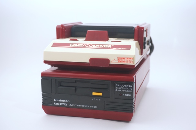 回顧當年這些舊遊戲主機，是怎麼樣透過外接周邊、突破卡匣的容量限制？ | T客邦