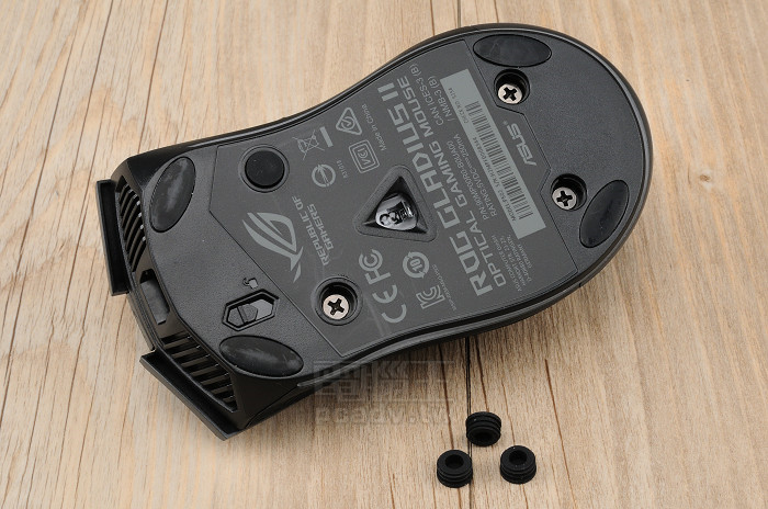 新增 DPI 狙擊按鈕與 Aura 燈光，Asus ROG Gladius II 電競滑鼠試用 | T客邦