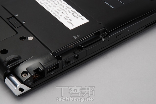 Toshiba Portege R830：搶先評測超輕薄效能筆電 | T客邦