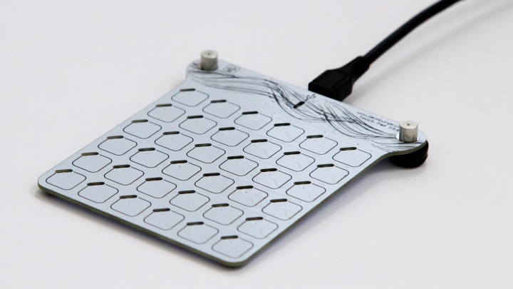 利用 Arduino 核心的 TouchPad 套件，打造個人專屬客製化快捷鍵盤 | T客邦