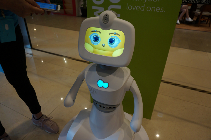 售價僅 16888！台灣製造智慧機器人 Robelf 七月上市，要讓你的家庭生活更美好 | T客邦