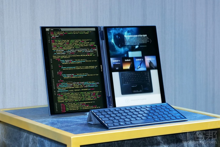 Asus 展出 Project Precog 概念筆電，雙「全」螢幕、導入 AI 技術 重新定義你沒見過的筆電 | T客邦