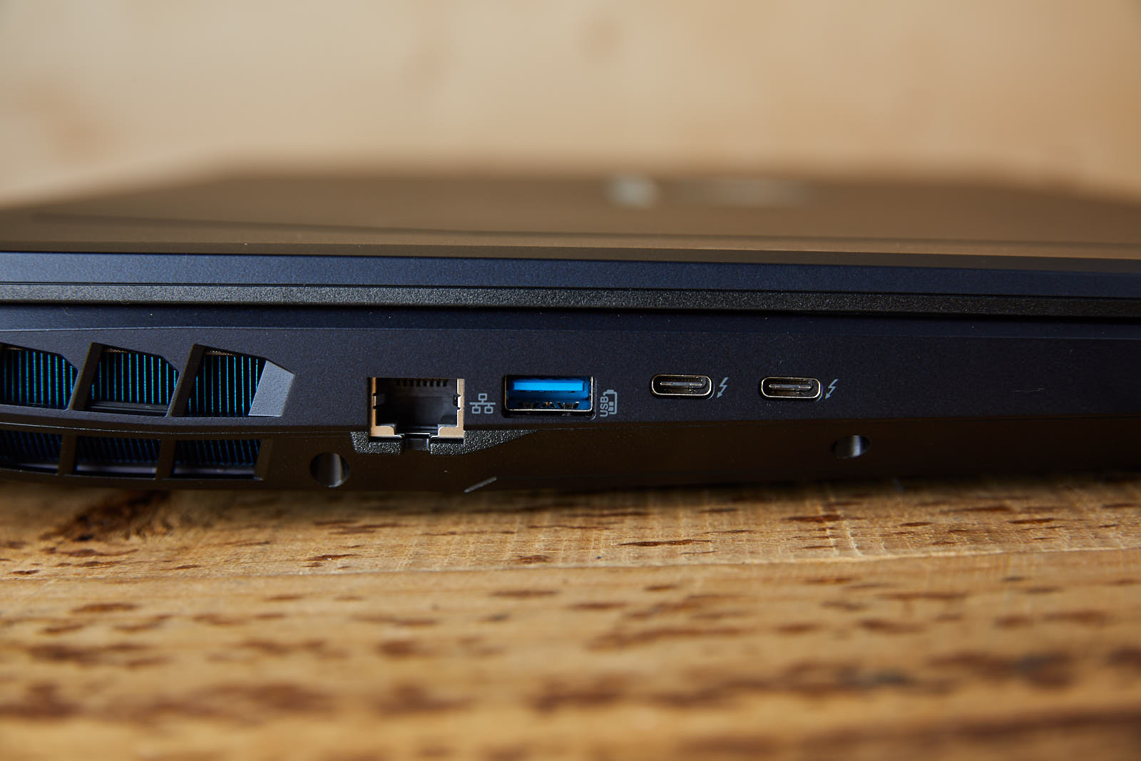 Acer Predator Helios 500 重磅實測：為滿足極限玩家而生的野獸級狂暴效能！ | T客邦