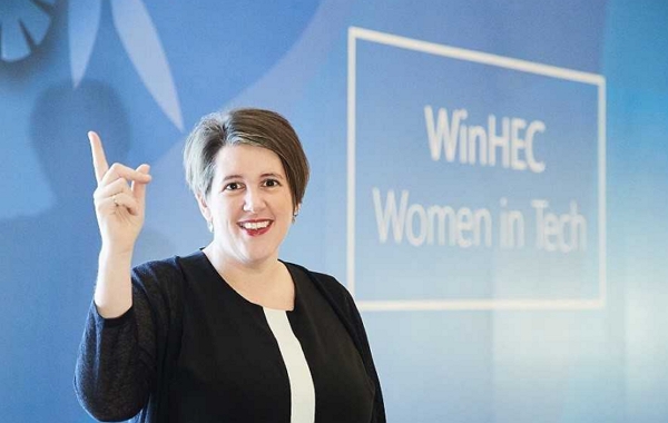 Women in Tech：AI無法幫助我們擺脫男女偏見，卻恰恰證明了偏見文化的根深蒂固 | T客邦