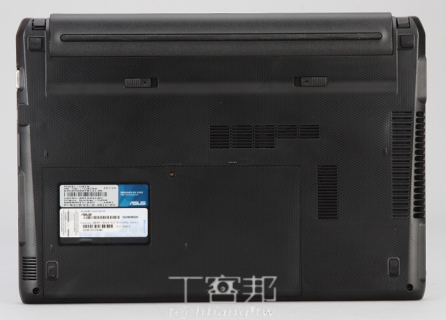 新輕薄長效筆電：Asus U31SD | T客邦