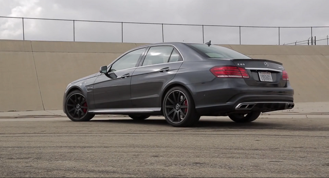 瑜亮之爭！M.Benz E63 AMG S Model V.S. BMW M5+Competition Package | T客邦
