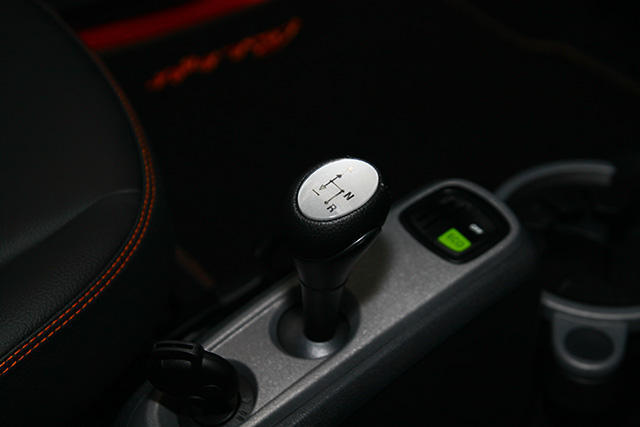 限量18輛 smart fortwo limited edition flashlight搭配優惠方案! | T客邦