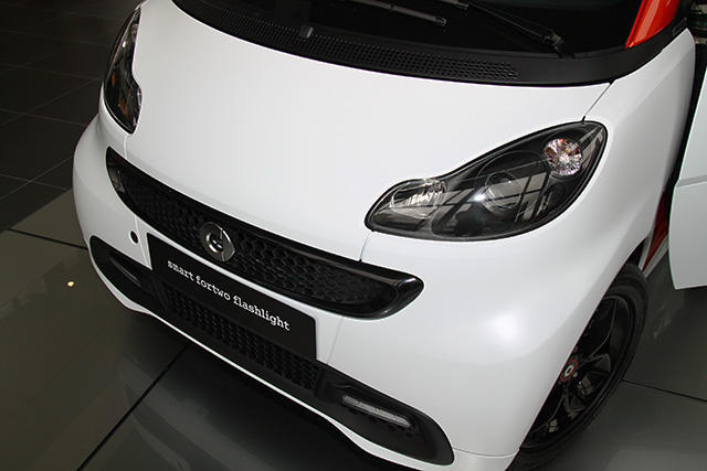 限量18輛 smart fortwo limited edition flashlight搭配優惠方案! | T客邦