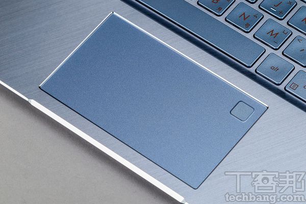 Asus ZenBook 14 UX431FN－ 外型亮眼的14吋中階筆電 | T客邦