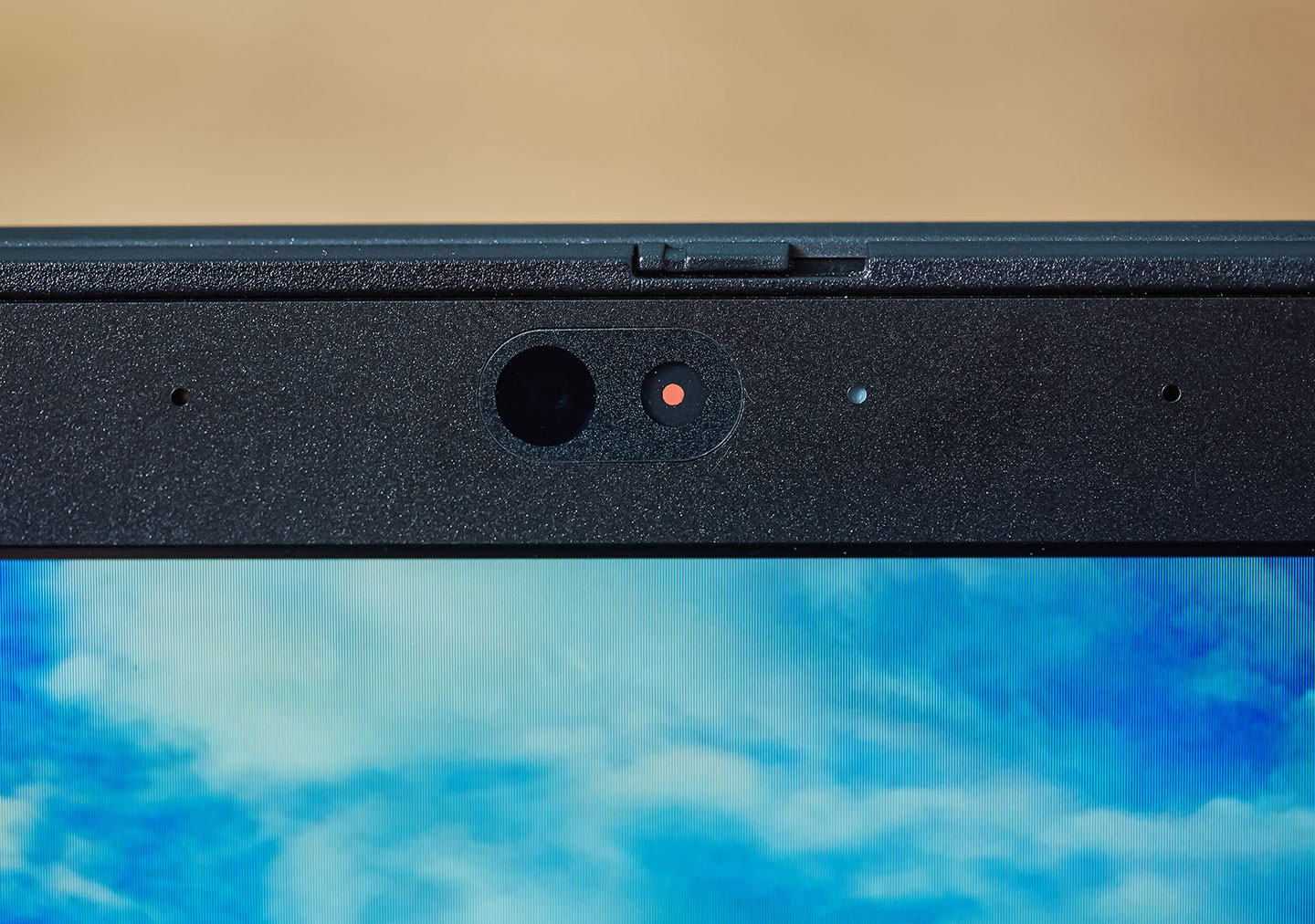 ThinkPad X390 第一手開箱：輕薄易攜與窄邊框帶來全新體驗！ | T客邦