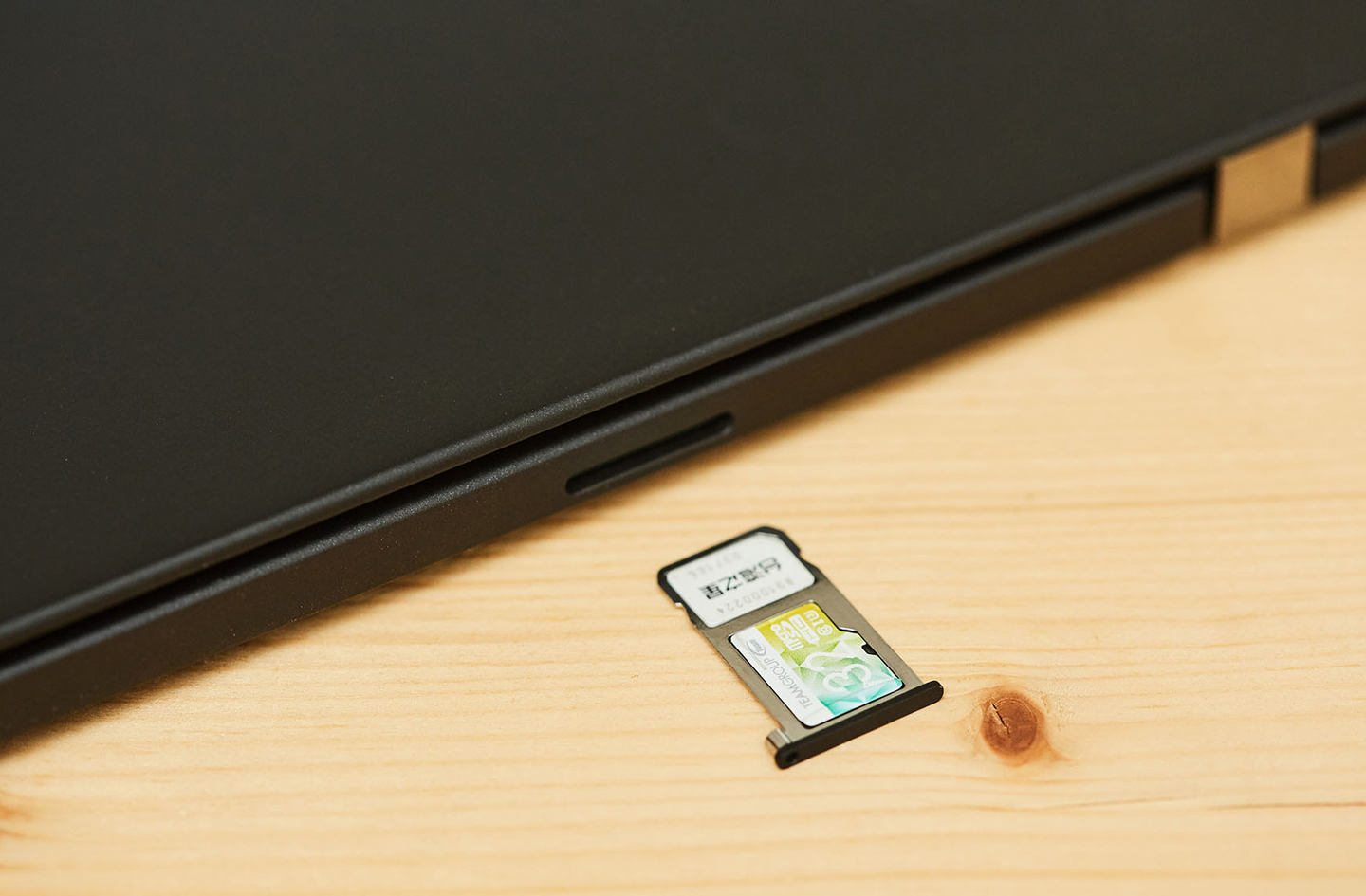 究竟該買哪台？主流機種 Lenovo ThinkPad T490、T490s 對比實測！ | T客邦