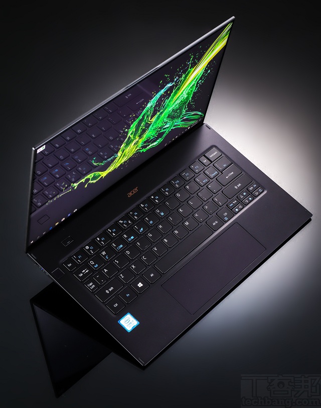 Acer Swift 7 評測：僅 840 克比規格還輕， 11 小時續航力提升行動力 | T客邦