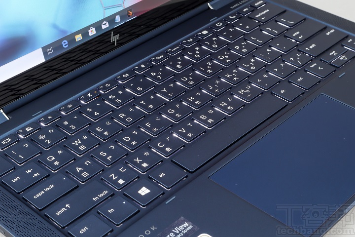 HP Elite DragonFly 動手玩：高質感外型、長效續航力、安全升級的商務筆電 | T客邦