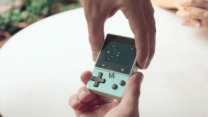 Xtron Pro迷你掌上型遊戲機，還可兼作物聯網開發板 | T客邦