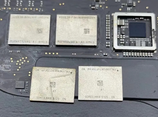 他將M1處理器MacBook封印解除，成功擴充到16G記憶體、1TB硬碟 | T客邦