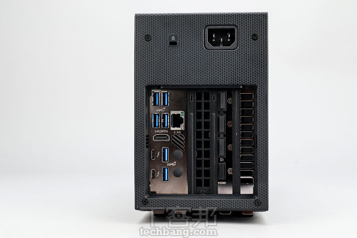 Intel NUC 11 Extreme 套件開箱評測，小體積塞進 10 奈米 i9 處理器效能驚人！ | T客邦