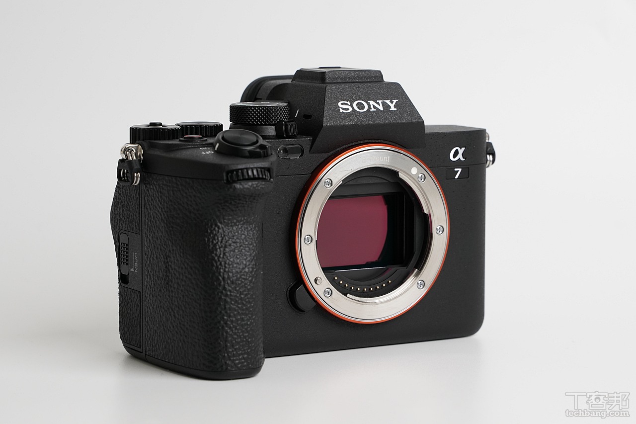 索尼全新 Sony A7IV 開箱實測！A7m4 會是下一代全幅無反霸主嗎？ | T客邦