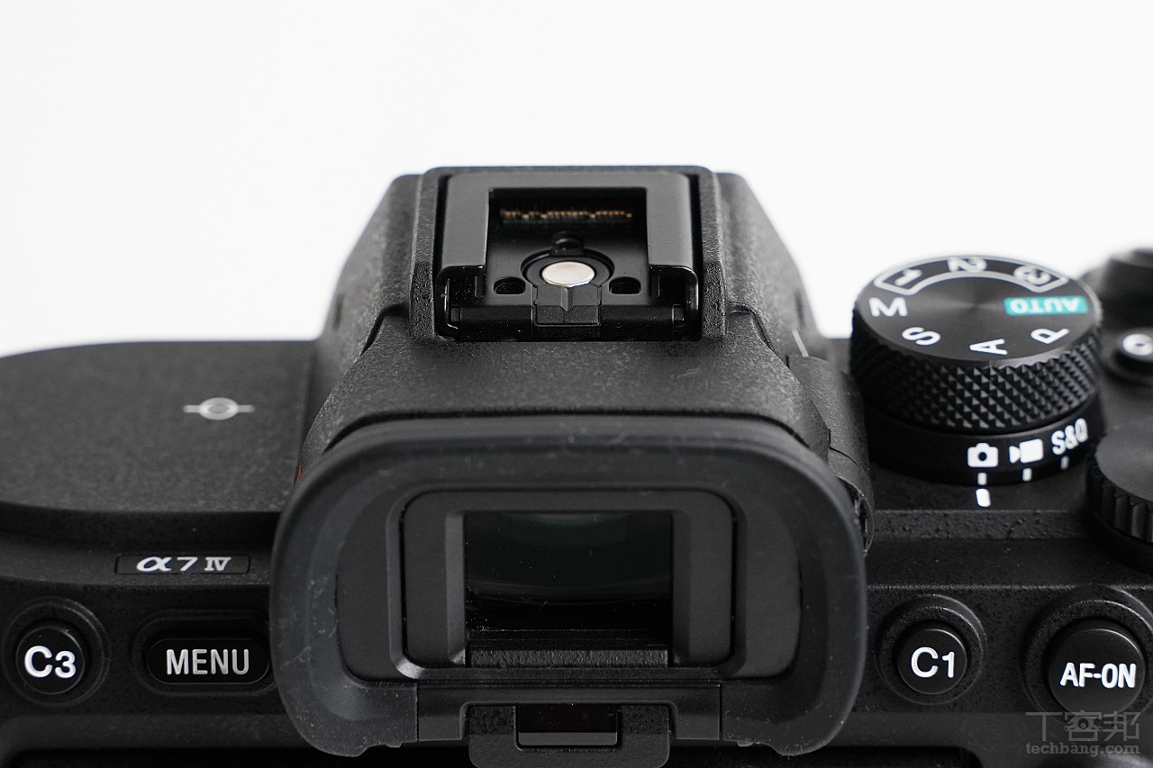 索尼全新 Sony A7IV 開箱實測！A7m4 會是下一代全幅無反霸主嗎？ | T客邦