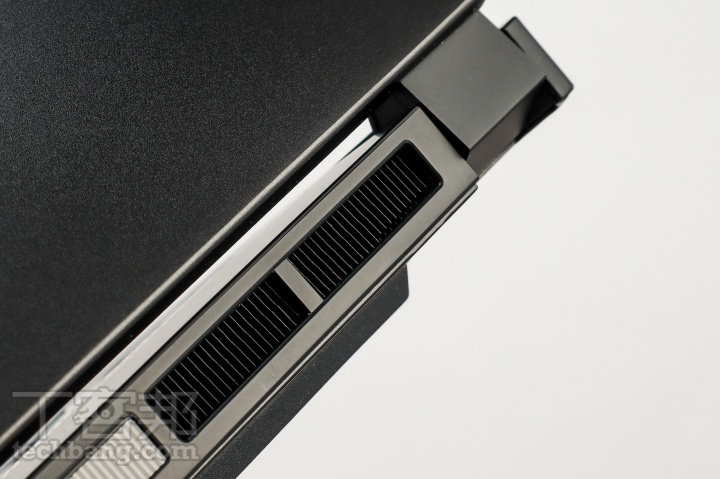 MSI Stealth GS66 12UGS開箱評測，高效能電競1440p纖薄黑魂 | T客邦