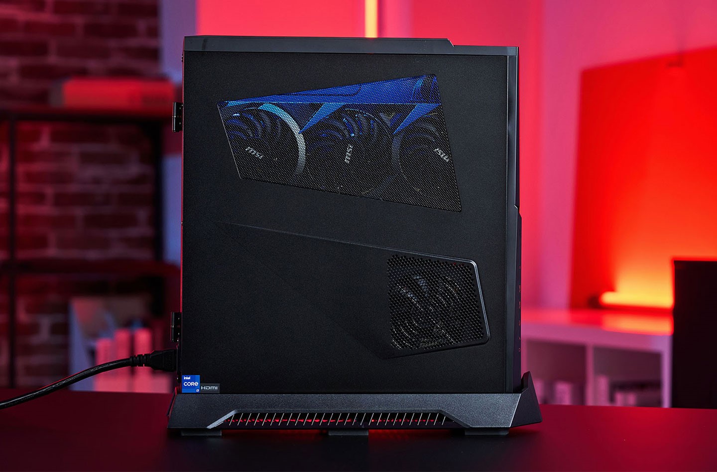 MSI MEG Trident X 12th 極致輕巧電競小鋼炮深度實測：尺寸不變但效能更頂天！ | T客邦