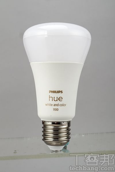 10分鐘打造電競房：智慧RGB情境光有哪些產品可選？房間氣氛燈有什麼需注意？ | T客邦