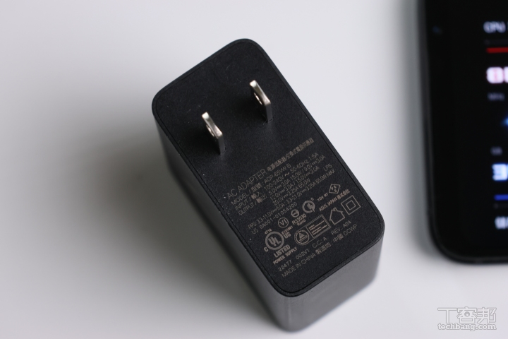 ROG Phone 7 Ultimate 開箱實測：價格、規格攻頂，效能跑分一次看完 | T客邦