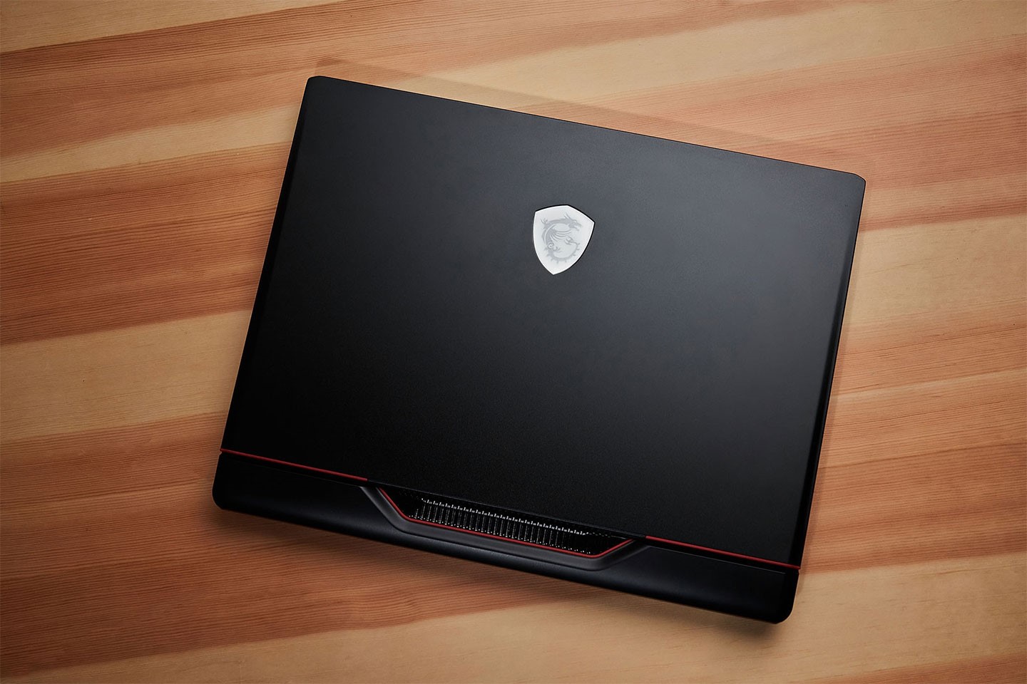 MSI Raider GE78 HX 旗艦電競筆電深度實測：感受桌機等級效能，矩陣炫光燈條打造全景科幻美學！ | T客邦