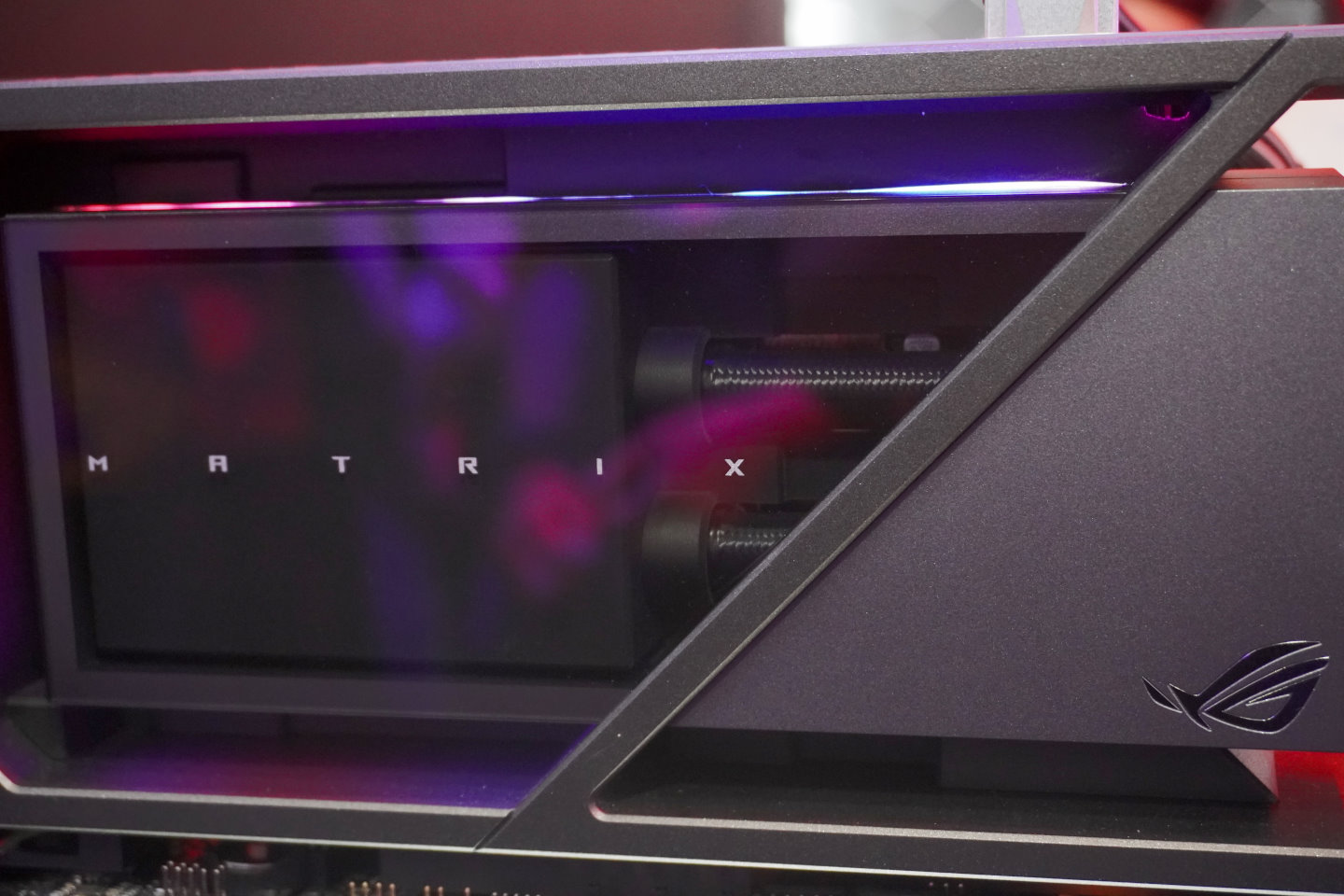 Asus宣布ROG Matrix回歸GeForce RTX 4090，還有「免插電」的GeForce RTX 4070 | T客邦