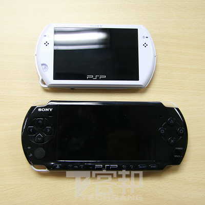 掌上型遊戲新機PSP go實機現身 | T客邦