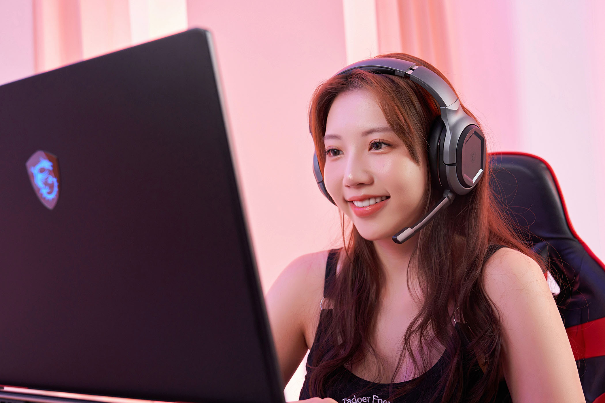 MSI Immerse GH50 Wireless 無線電競耳機試聽：深度沉浸，適合所有遊戲玩家的優質之選 | T客邦