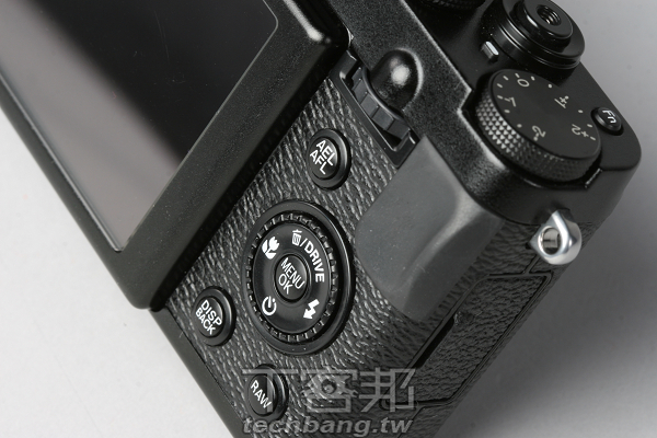 FUJIFILM X10 實測：對焦更快，整體表現佳的專業隨身機 | T客邦
