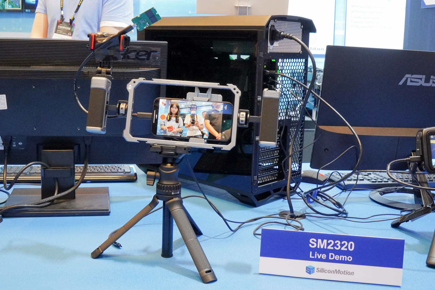 SMI展出Gen 5固態硬碟控制器，免散熱片速度飆上14 GB/s | T客邦