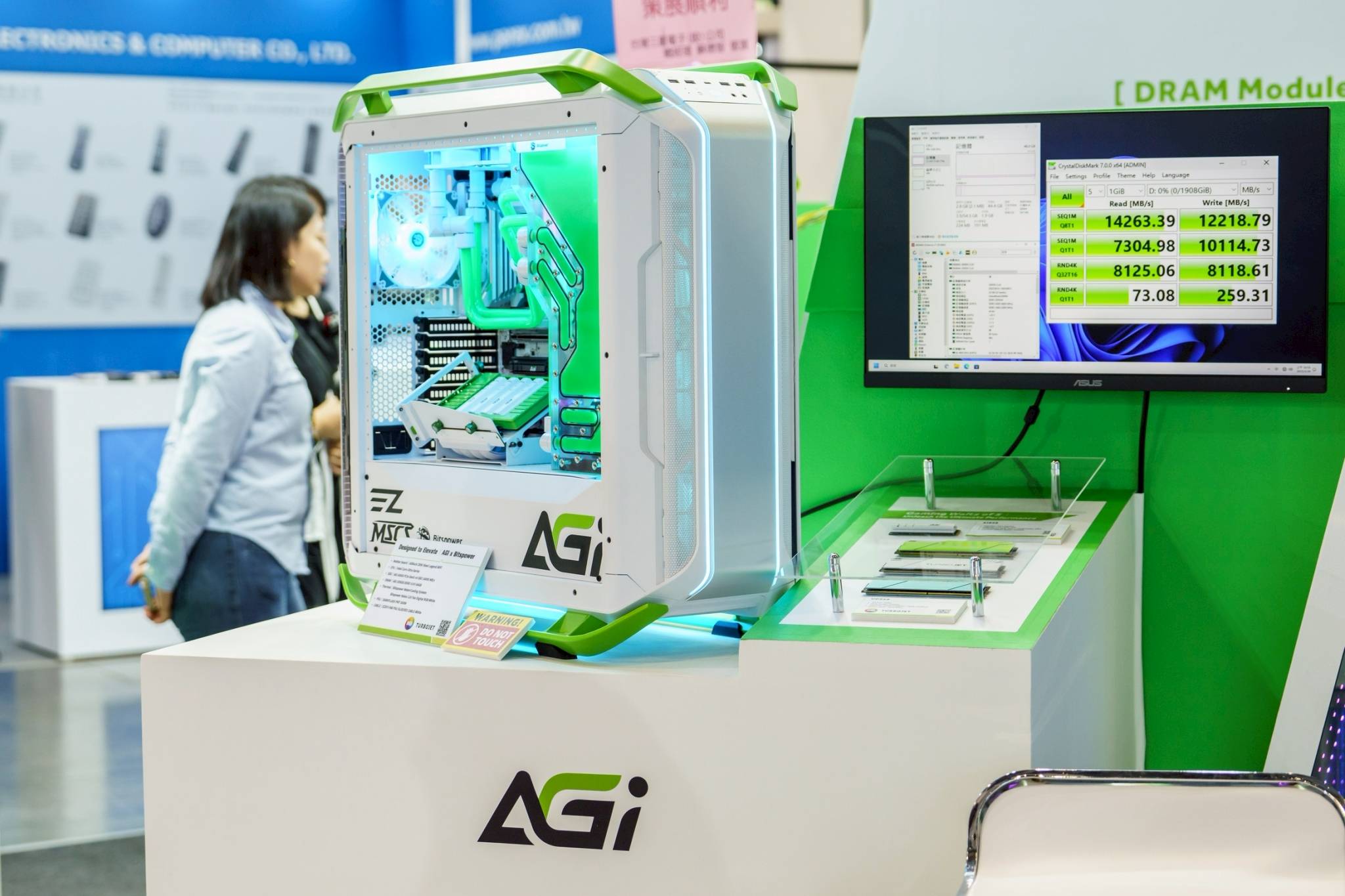 【COMPUTEX 2025】AGI 亞奇雷科技發表全新 Gen5 SSD 與 DDR5 記憶體，主打 AI 運算、電競與創作儲存應用 | T客邦