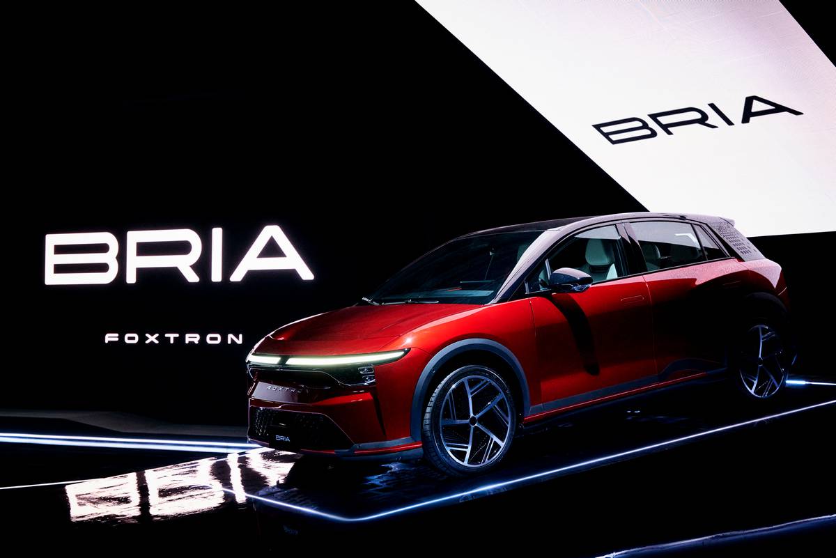 展現台灣電動車自主研發成果，三車型、516公里、400hp，Foxtron Bria首發限定價89.9萬元起 | T客邦