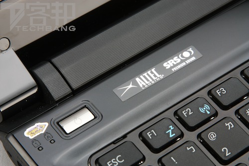 Asus UL80VT：14吋CULV超長效大筆電 | T客邦